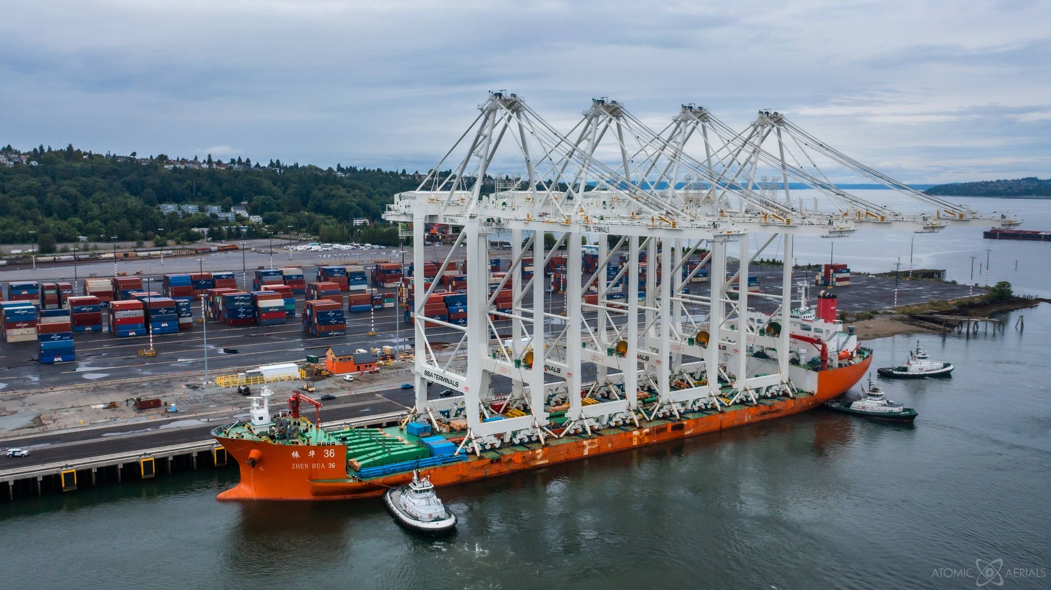New Super Post Panamax cranes arrive at Terminal 5 on Harbor Island ...